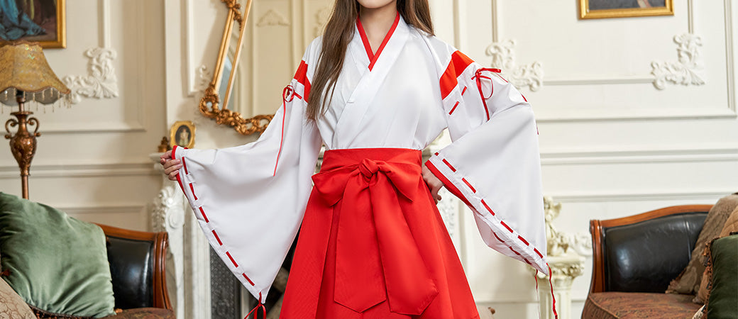 Shrine Maiden, Japanese Clothing, and Oiran Cosplay Costumes | A fusion ...