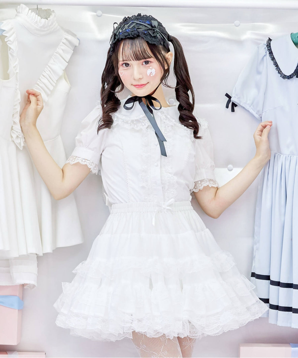 Authentic Lolita fashion | Many delicate and cute items | BODYLINE ...